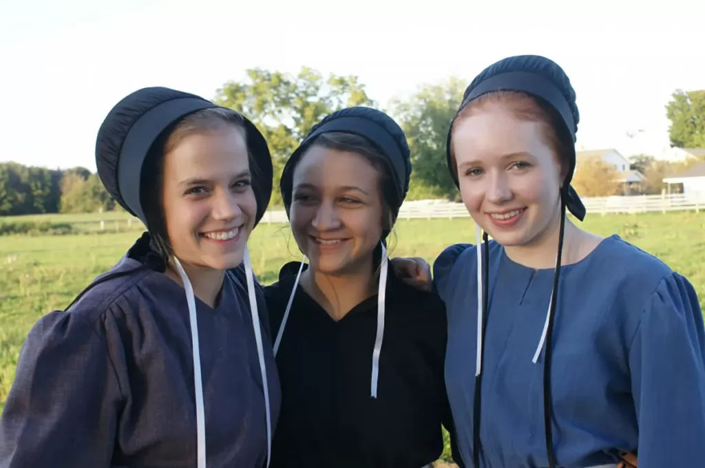 Amish Fashion And Clothing Attire A Closer Look
