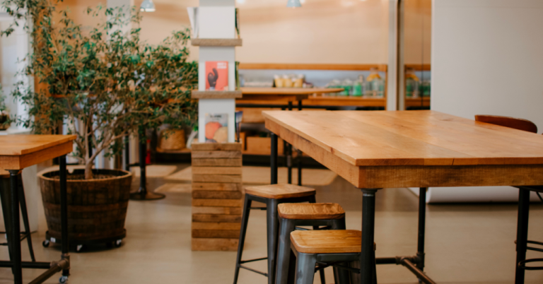 An Overview of Dining Table Edge Shapes - Amish Furniture Factory Amish ...