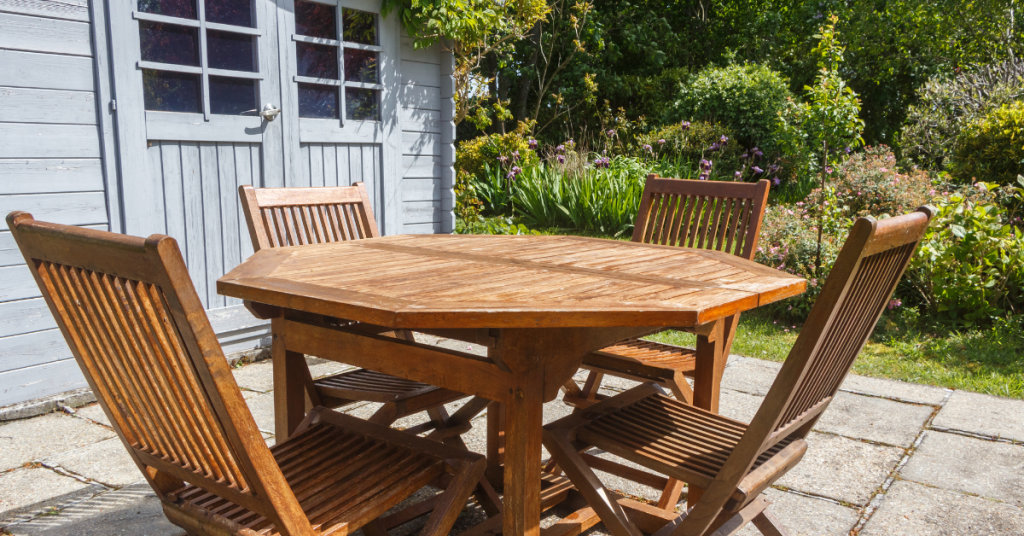 Amish Perspectives on Paint Colors That Go With Wood Furniture - Amish ...